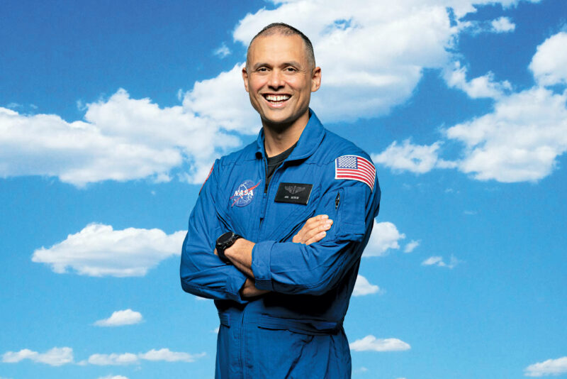 Anil Menon: Indian-origin Physician Selected for NASA Missions - RobinAge