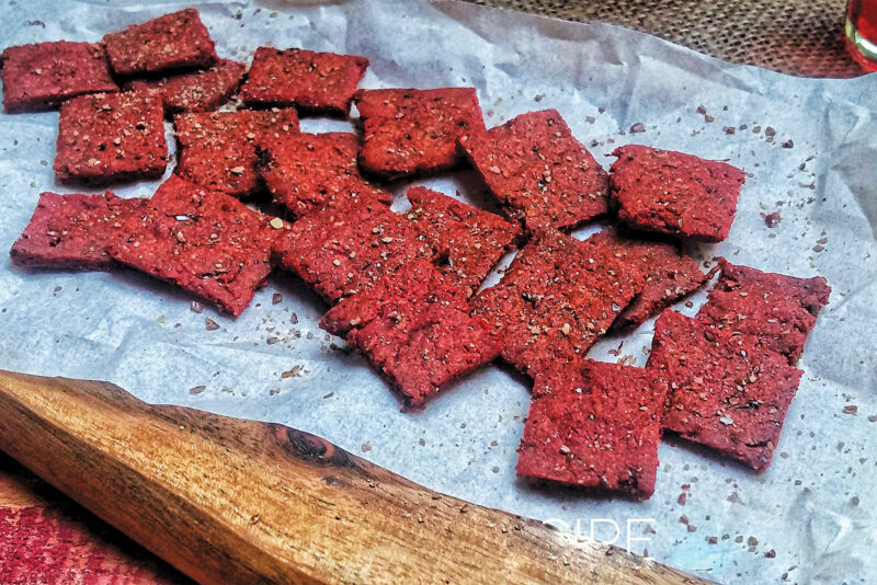Baked Multigrain Beetroot Crackers - RobinAge