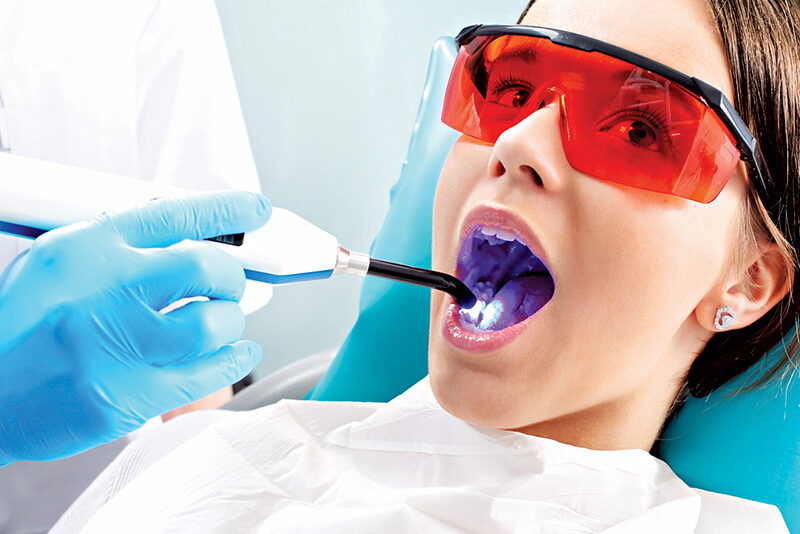 Nano-sized Robots Clean Teeth - RobinAge