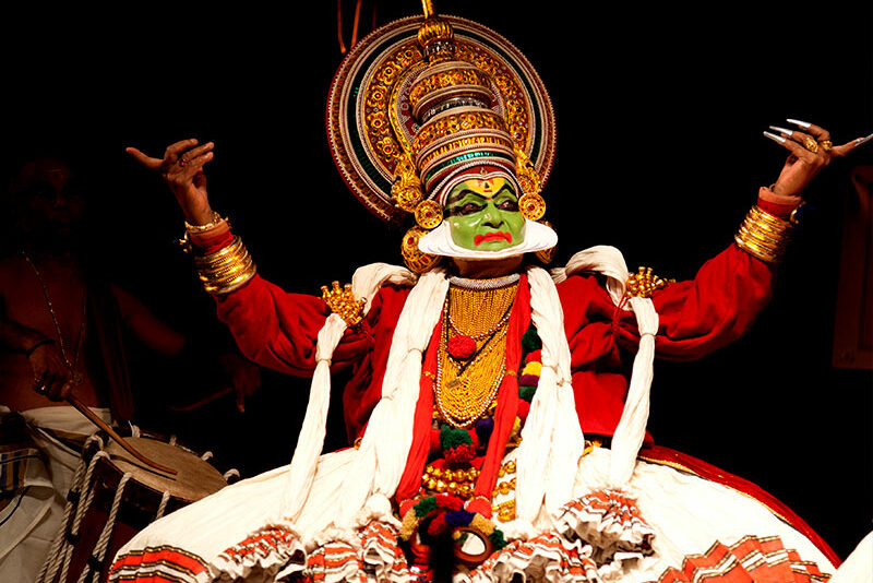 What Is Kathakali? - RobinAge