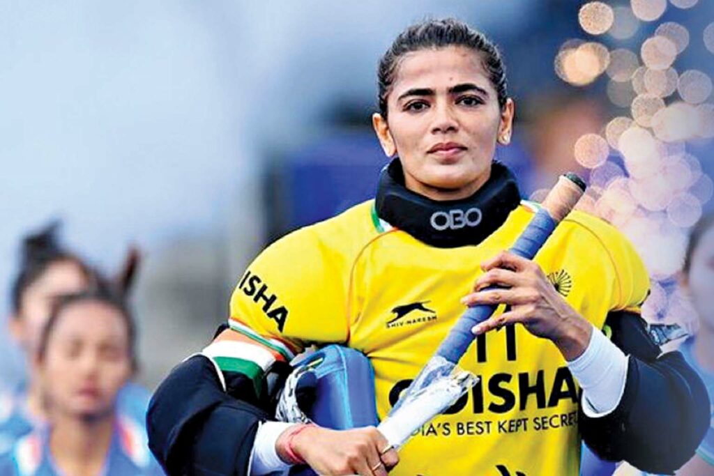 Savita Punia Named Best Goalkeeper at Hockey World Cup - RobinAge