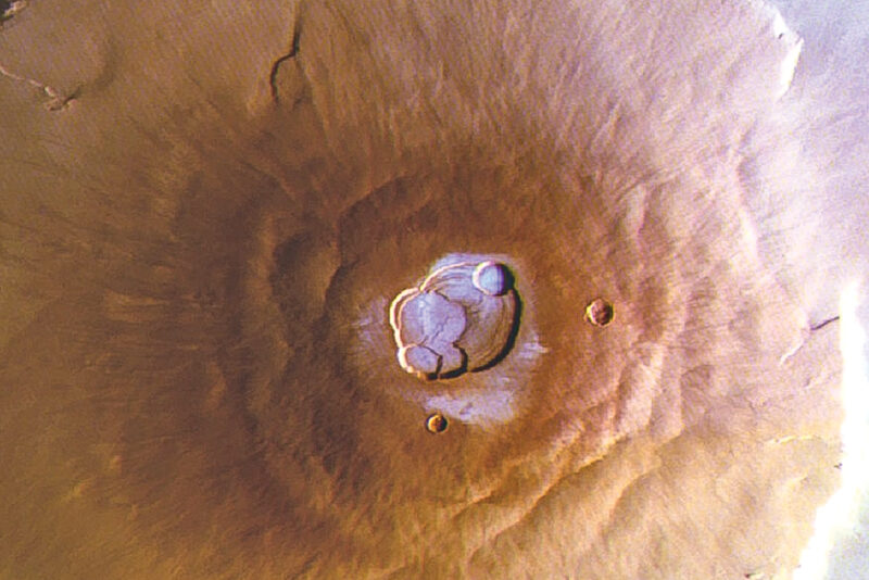 Frost Discovered on Mars’ Volcanoes - RobinAge
