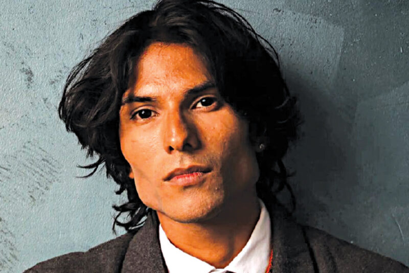 Mumbai Man's Journey from Food Delivery Partner to Modelling - RobinAge