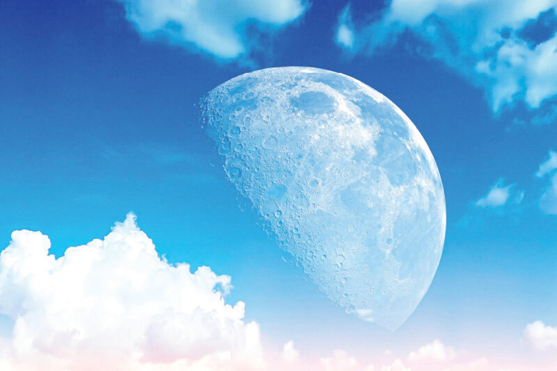 Why Is the Moon Sometimes Visible During the Day Too? - RobinAge