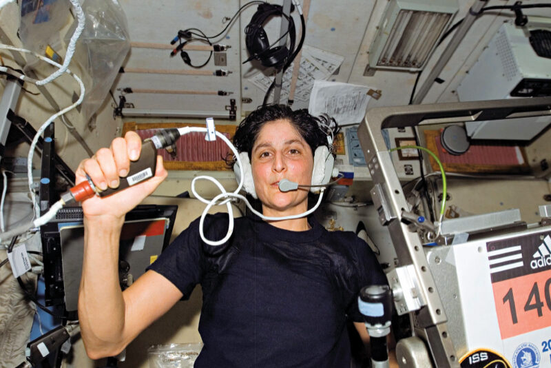 Sunita Williams to Return Home - RobinAge