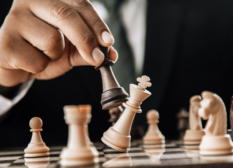 10 Life Lessons to Learn from Chess - RobinAge